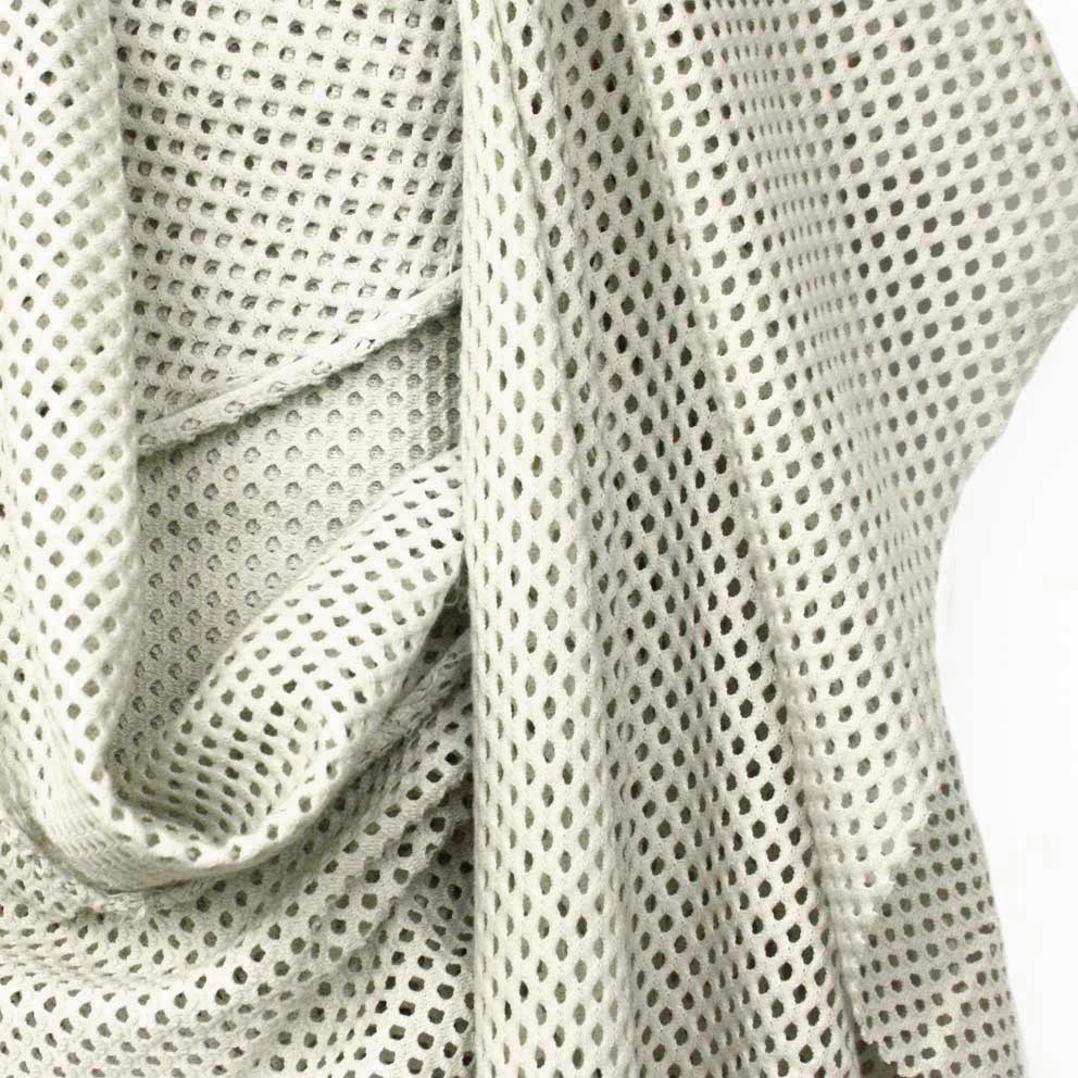Ivory Chunky Mesh – Ditto Fabrics