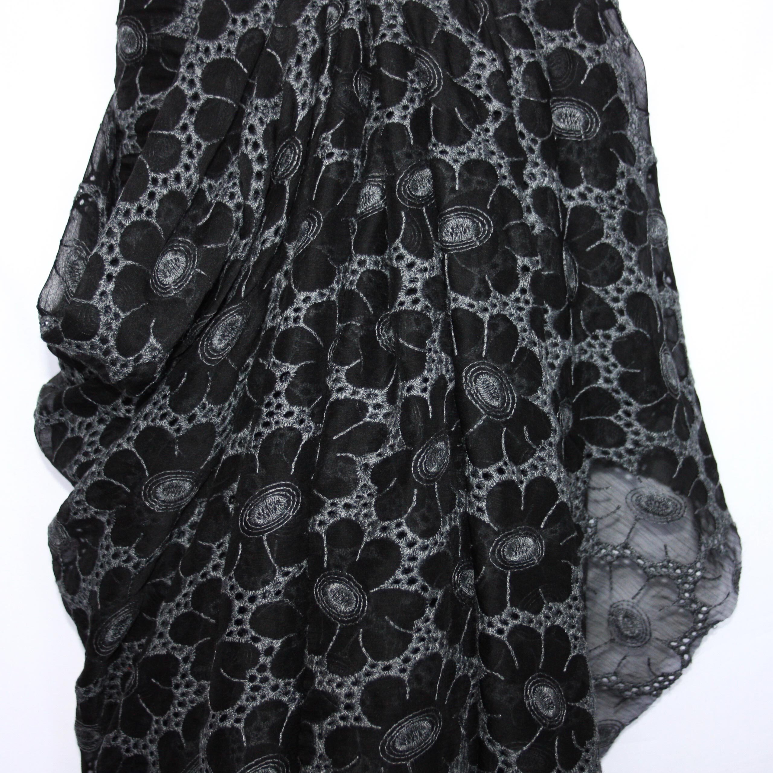 Flowerhead Eyelet Chiffon – Ditto Fabrics